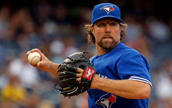 R.A. Dickey Changed His Walkup Song to 'Halle Berry'